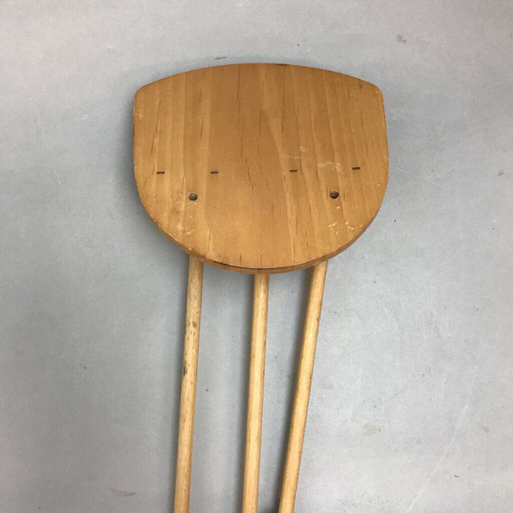 Vintage Wood Dowels Swing Arm Wall Mounted Towel Rack with Rooster Dec ...